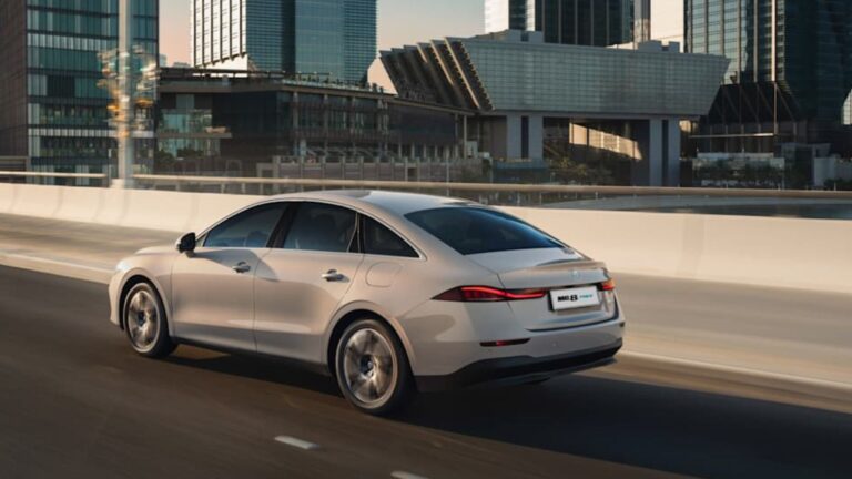 MG 8 PHEV Makes Middle East Debut With Luxury Features And Hybrid ...